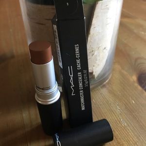 MAC Cosmetics Makeup | Mac New W Box Select Cover Concealer Gwp | Poshmark